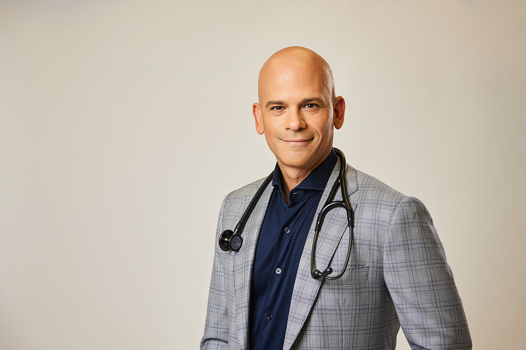 The relationship between Dr. Juan and Memoria – Santo Remedio